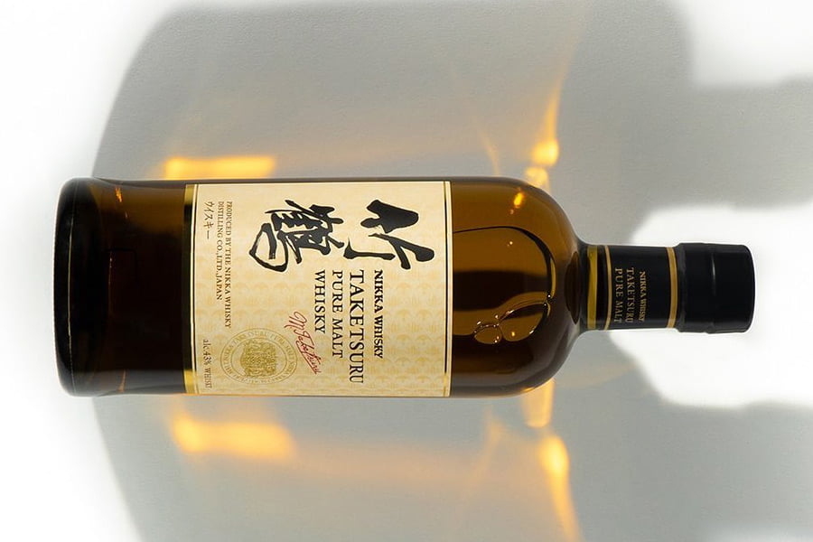 Recenzia whisky Nikka Taketsuru Pure Malt - Svet Whisky